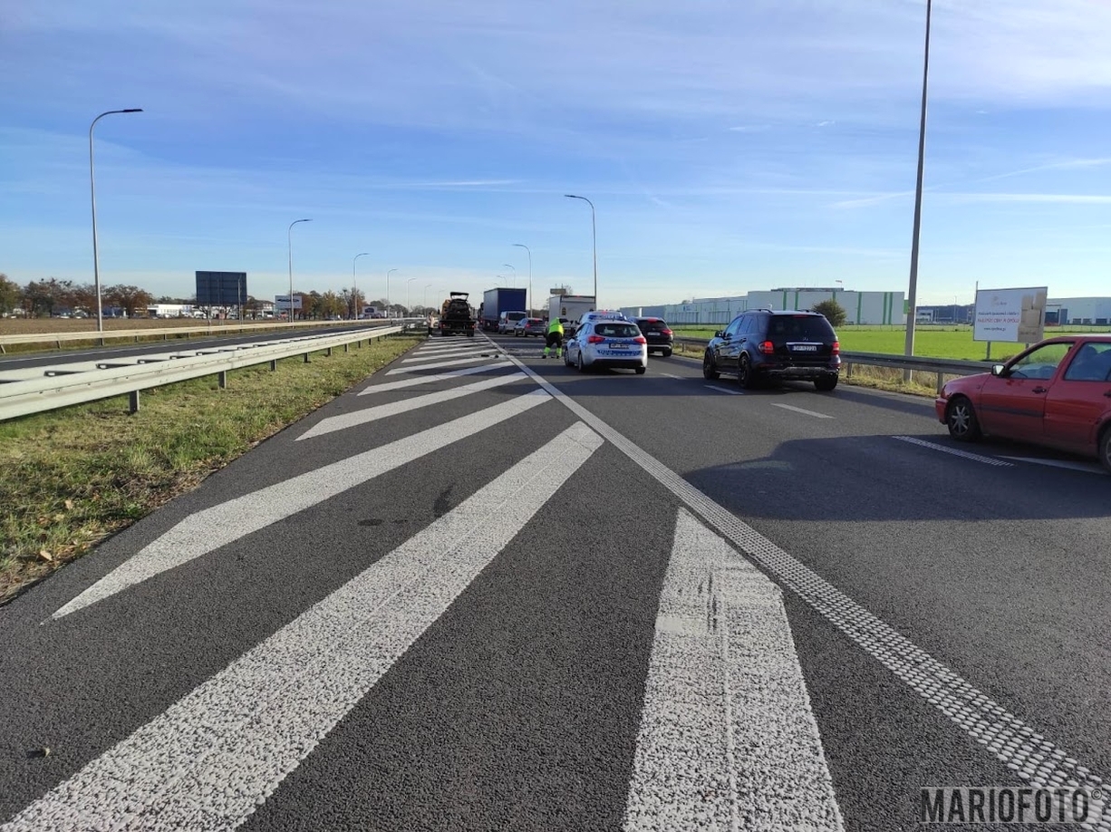 Kierujący busem spowodował kolizję na obwodnicy Opola - Opowiecie.info